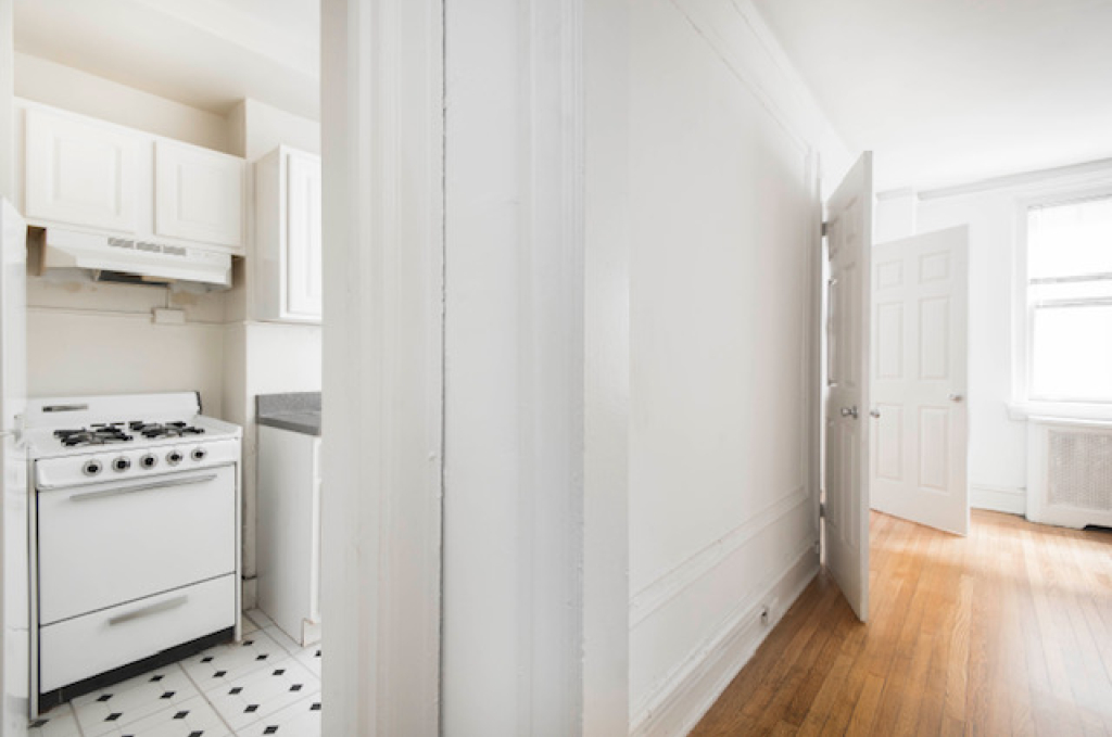 Embassy Apartments in Philadelphia, PA | PMC Property Group Apartments