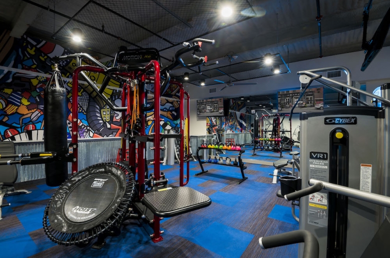 Riverwalk in Philadelphia, PA | PMC Property Group Apartments